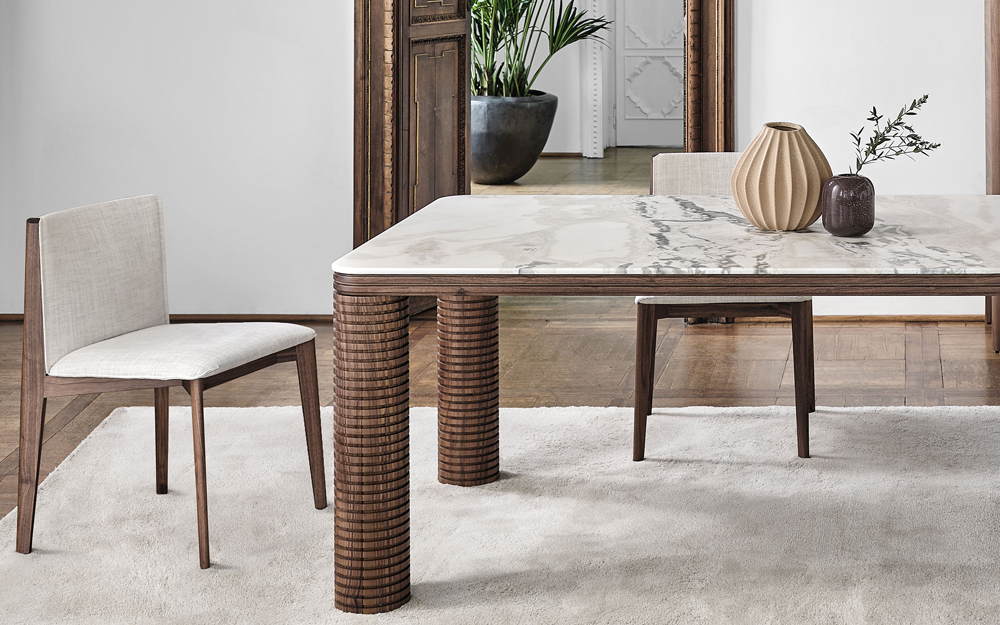 Porada Sansiro Table